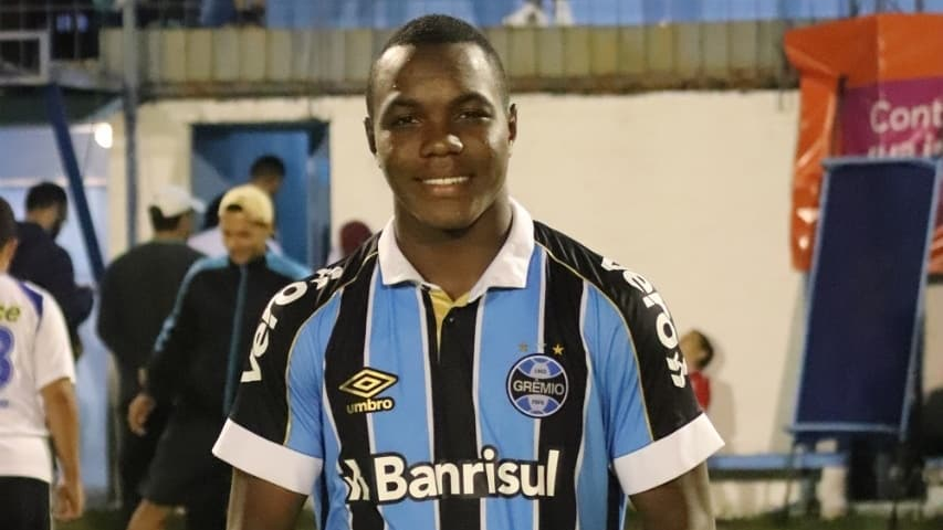 Grêmio contrata três colombianos e um paraguaio para a base - Portal ...