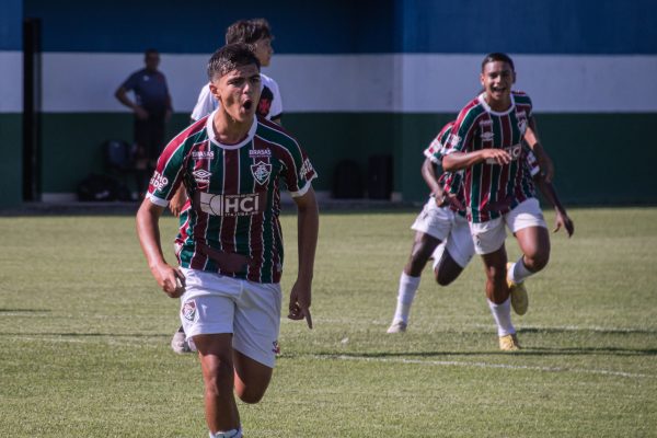 Fluminense vence clássico e se isola na ponta da Copa Rio Sub-15 ...