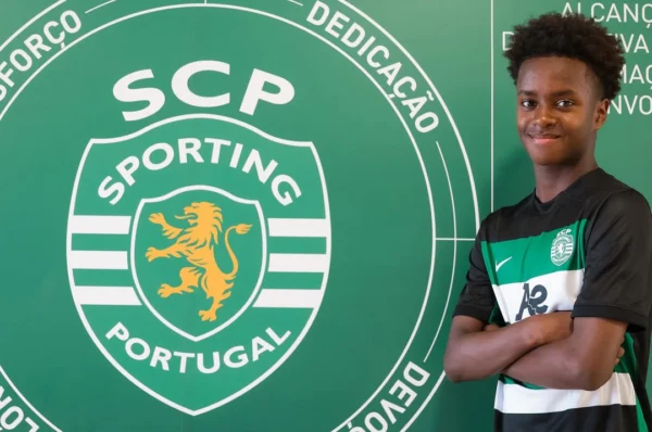 Atacante brasileiro de 14 anos é destaque no futebol de Portugal